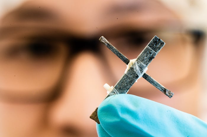 balsa-chips – Physics and Nano