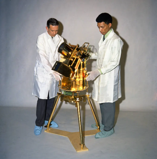 Dr. George Carruthers… – Physics and Nano